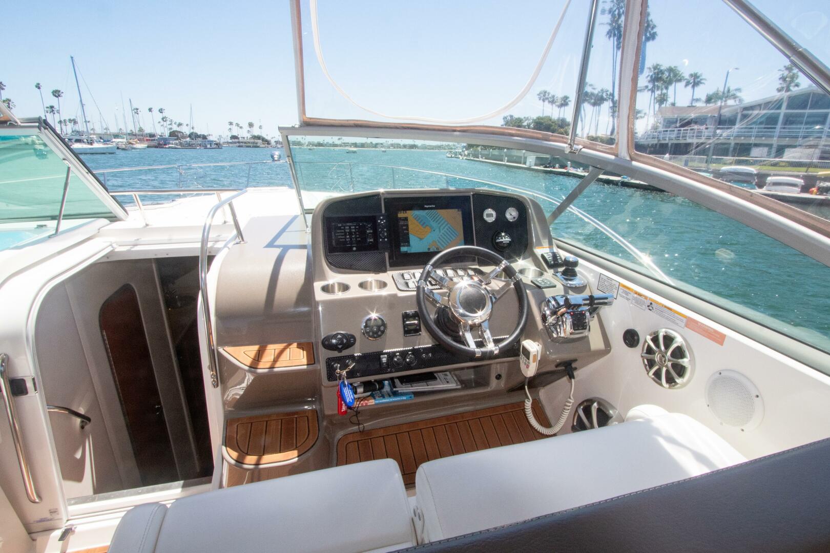 2008 Rinker 40 Express Cruiser No Name Yacht For Sale